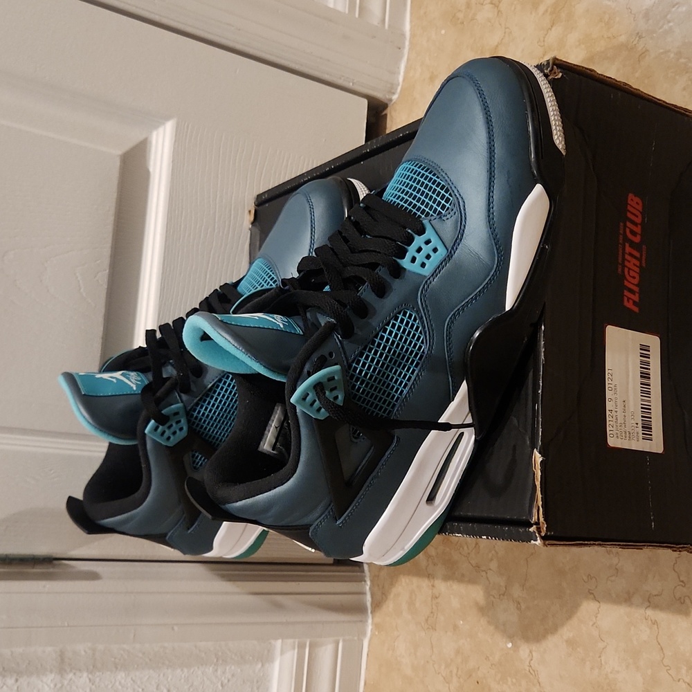 Jordan 4's 30th Anniversary - Gem